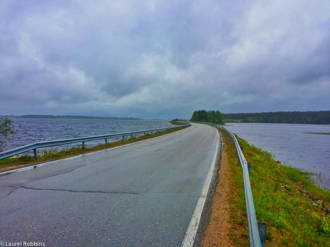 How to Cycle the Eurovelo 13 Alone Across Finland!